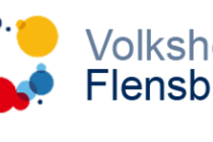 Erster Besuch des vhs Digitalbus in Flensburg